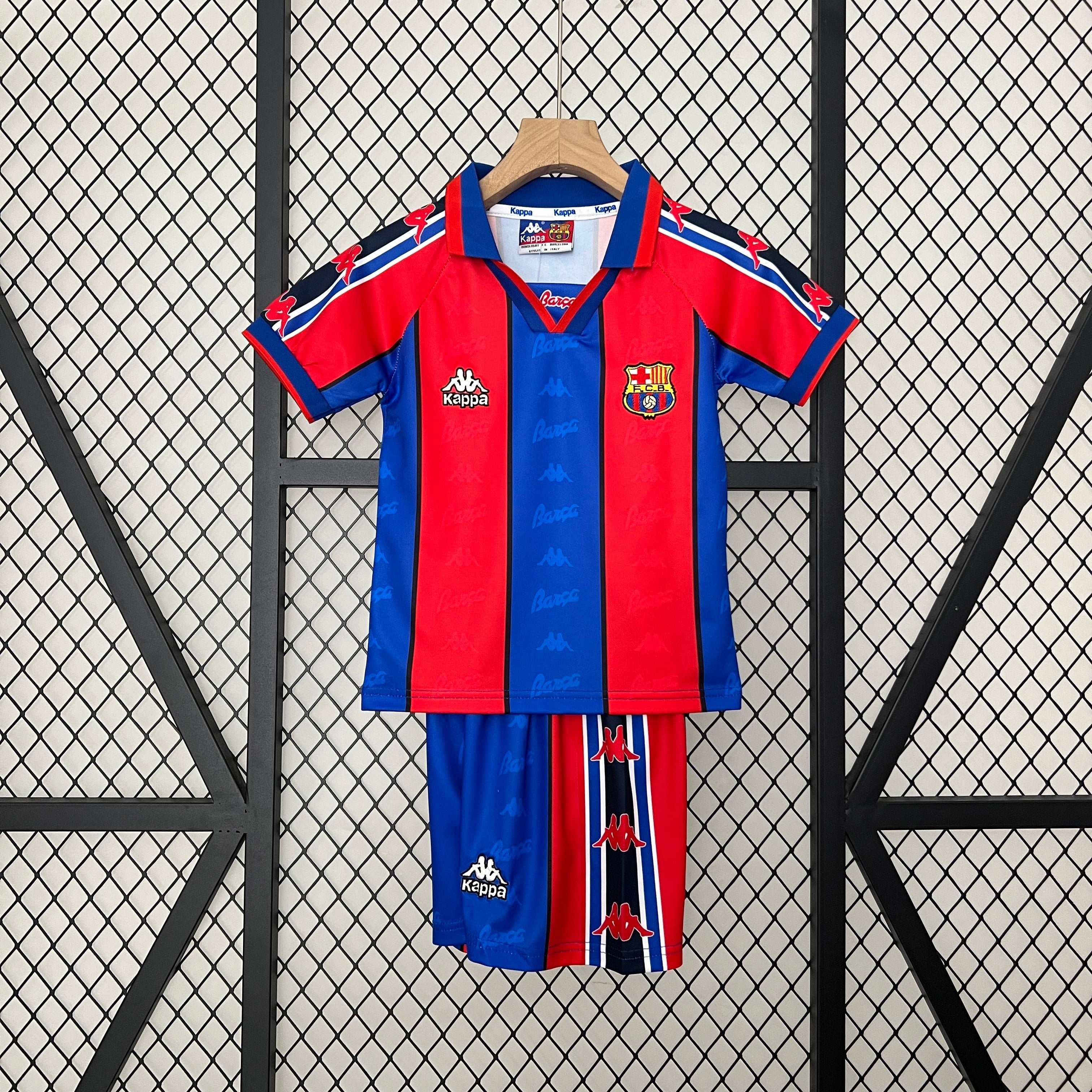 BARCELONA 1996 - 1997 HOME JERSEY FOR CHILDREN – retrokitshop.com
